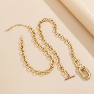 Zara | Jewelry | 2pcs Zara Set Gold Double Interlock Oval Circle Link ...